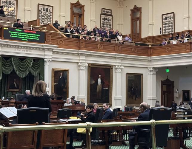 Texas senate passes bill to deny bail for violent criminal offenders ...