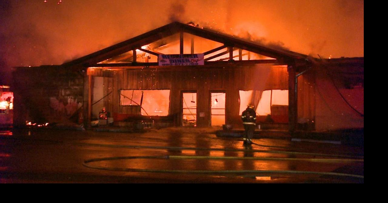 Firefighters battle Redwater restaurant fire | East Texas | ktbs.com