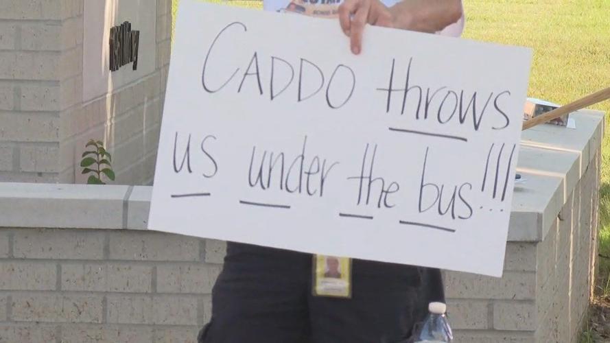 Caddo bus drivers protest in front of central office | News | ktbs.com