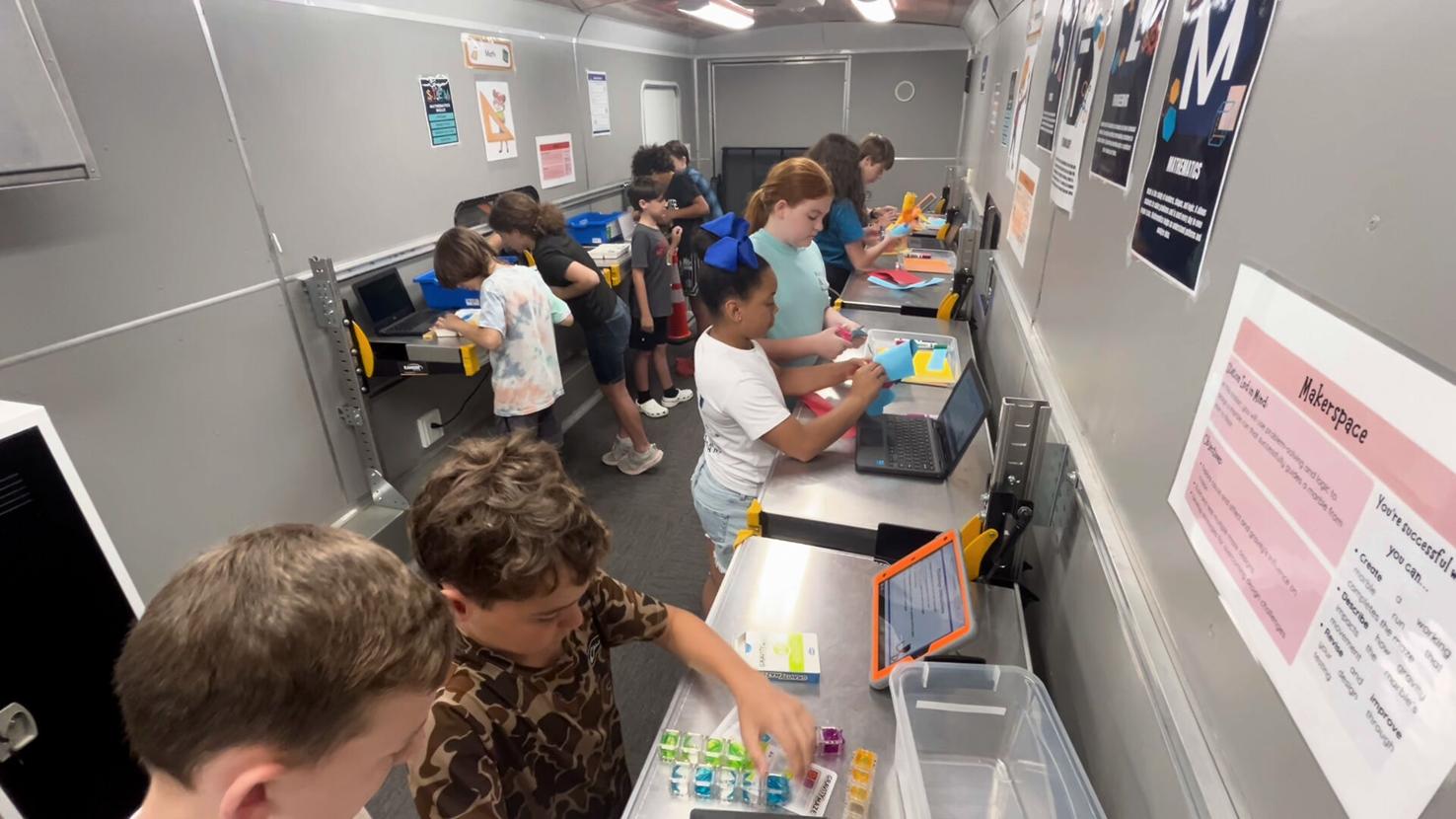 Texarkana ISD unveils new mobile STEM lab | Texarkana | ktbs.com