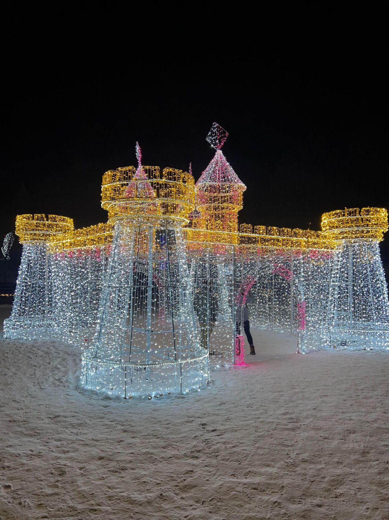 ZooMontana Holiday Nights among top light shows in the country ...