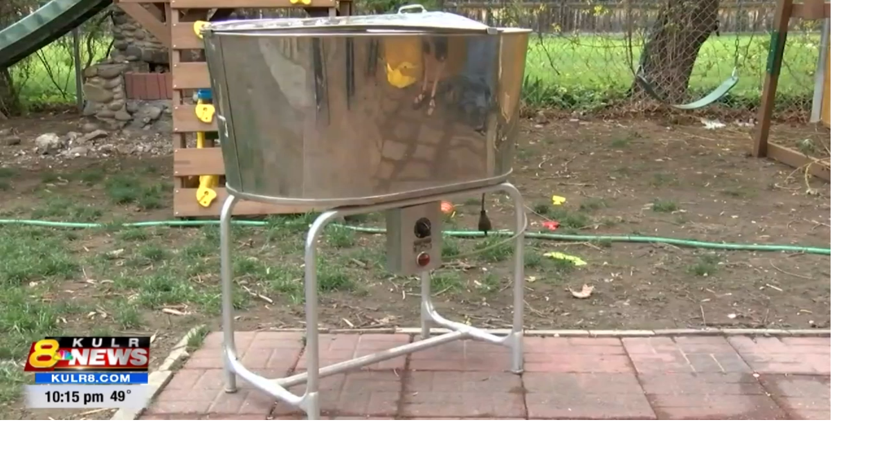 Couple discovers nearly 100-year-old antique infant incubator in their ...