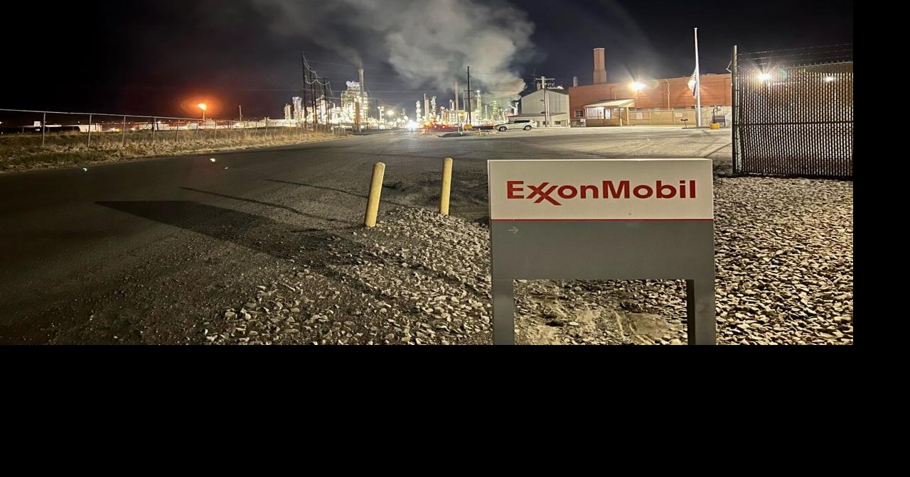 Videos show smoke and flames from fire at Exxon Refinery | | kulr8.com