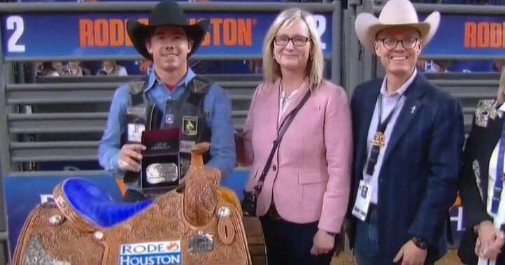 Melstone's Sage Newman repeats as RodeoHouston saddle bronc champion ...