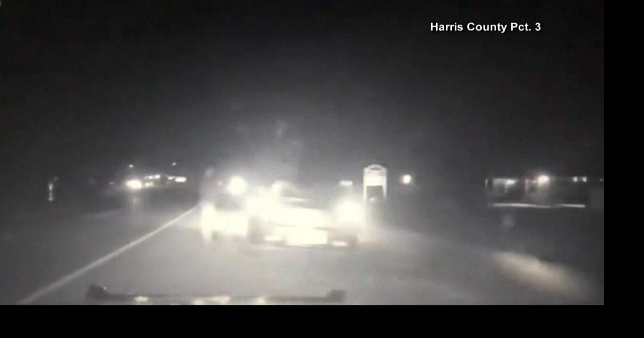 Bull charges officer | News | kvoa.com