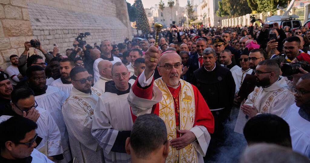 Thousands flock to Bethlehem to revive Christmas spirit after 2 years ...