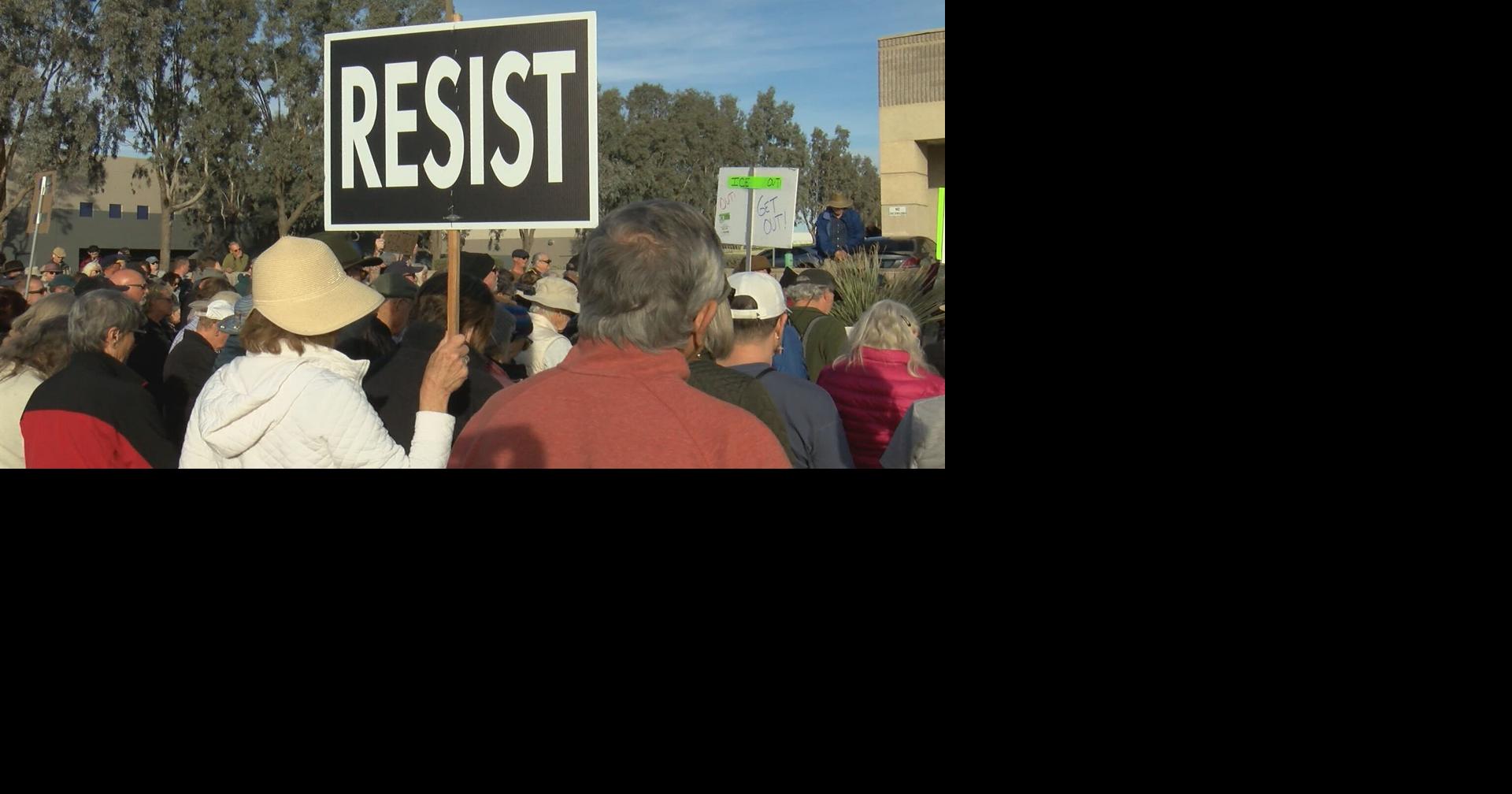 Prayer vigil in Tucson energized by Alex Pretti's death | Local News ...