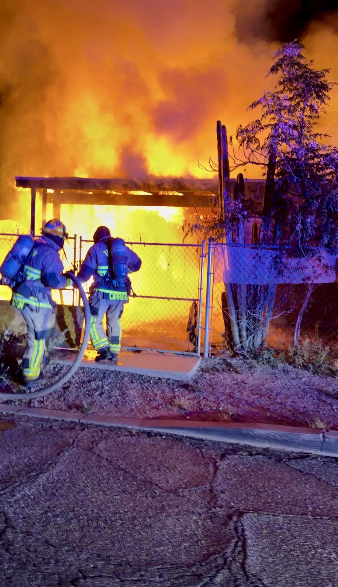 Tucson Fire crew puts out single-story home fire in midtown | Local ...