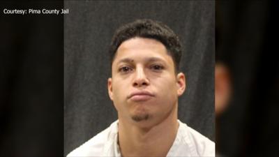 U.S. Marshal swarms midtown Tucson intersection to arrest wanted ...