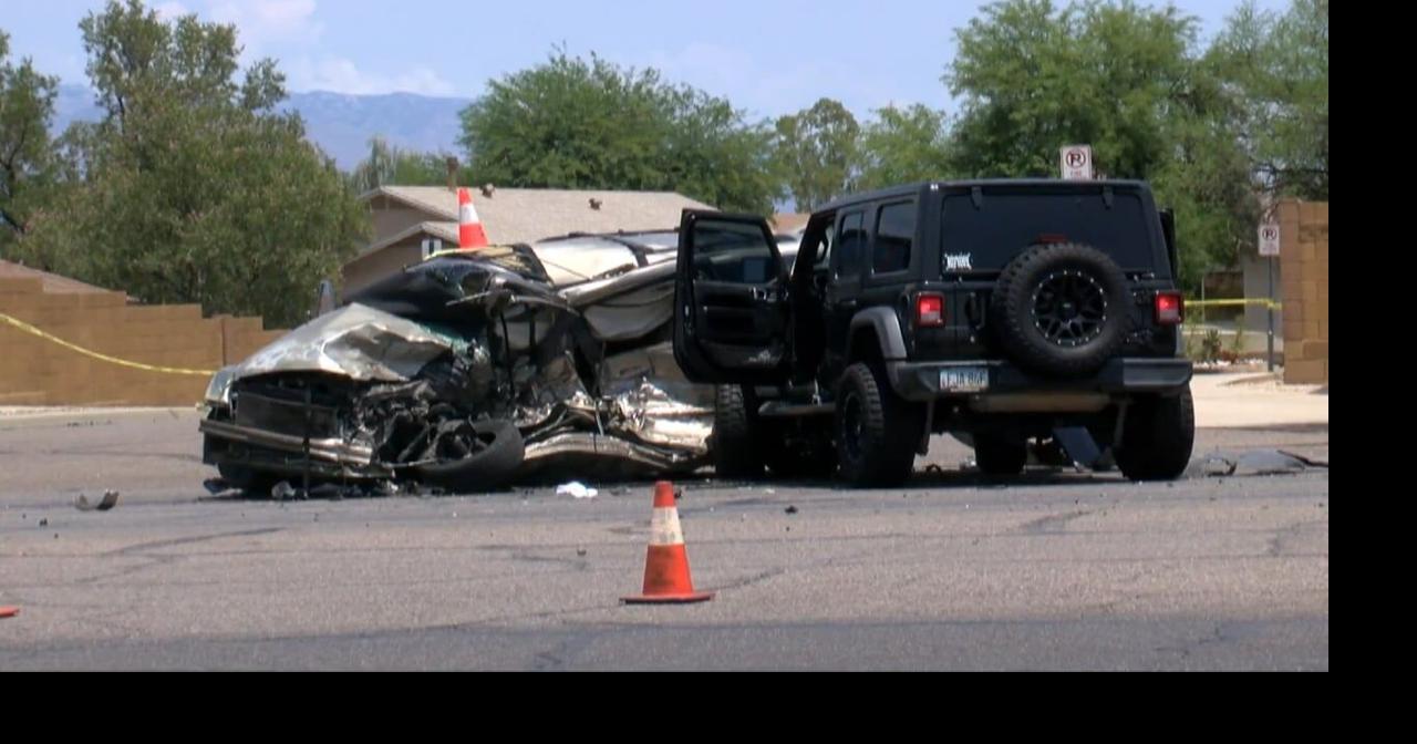 One woman dead after fatal two-car crash on Tucson's southside | Video ...