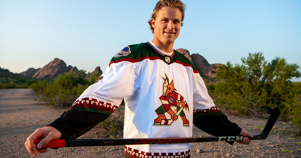 Coyotes’ rebranding brings back popular Kachina logo | News | kvoa.com