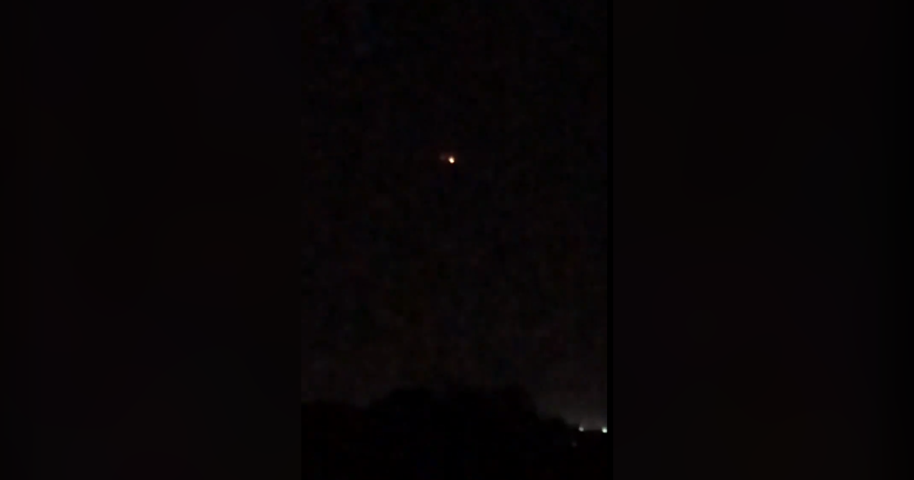Video shows strange object flying over Tucson | Local News | kvoa.com