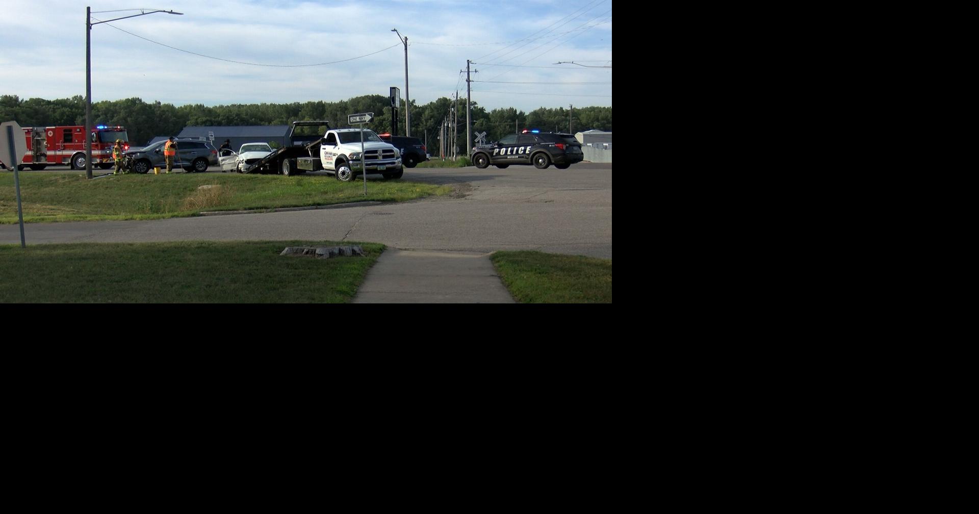 Two drivers injured after car accident in Waterloo | Waterloo | kwwl.com