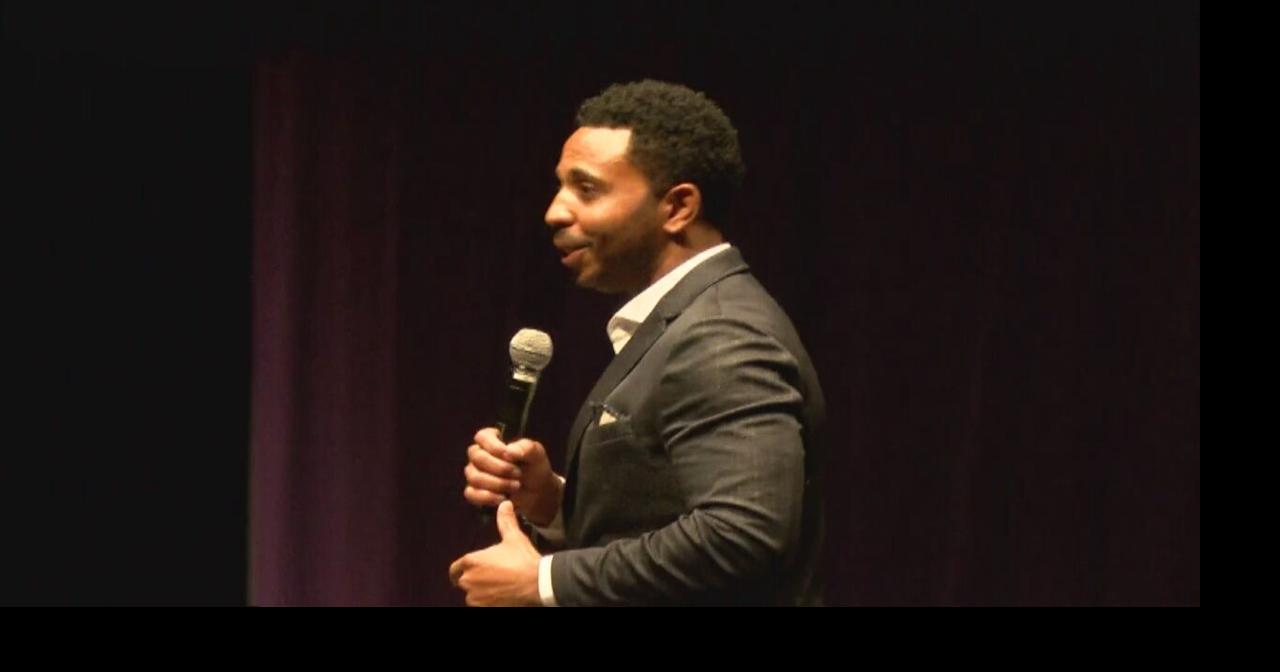 Football Great JJ Moses returns to the Cedar Valley | Top Stories ...