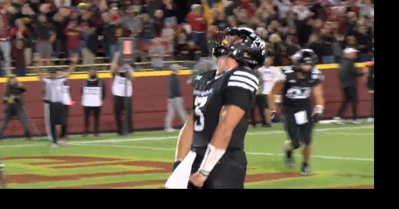 Iowa State uses late touchdown to beat UCF, 38-35 | Sports | kwwl.com