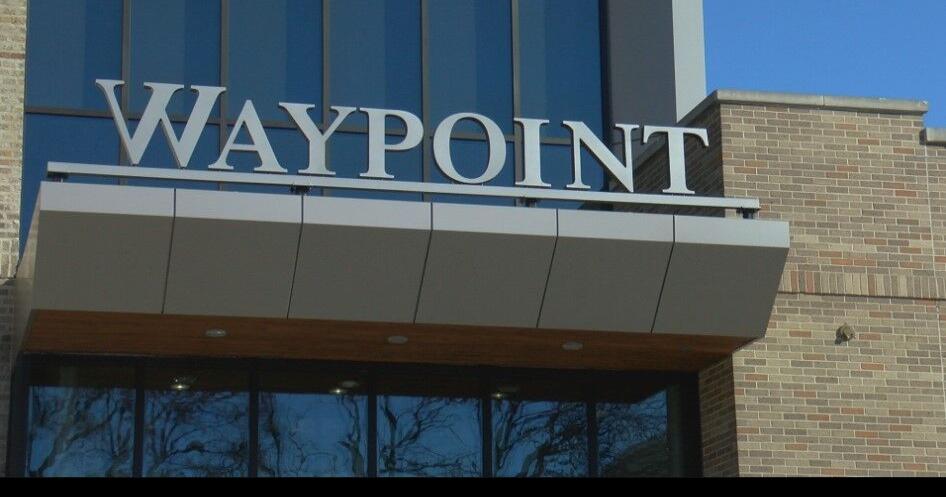 Waypoint recognizing women for contributions to the community | Cedar Rapids | kwwl.com