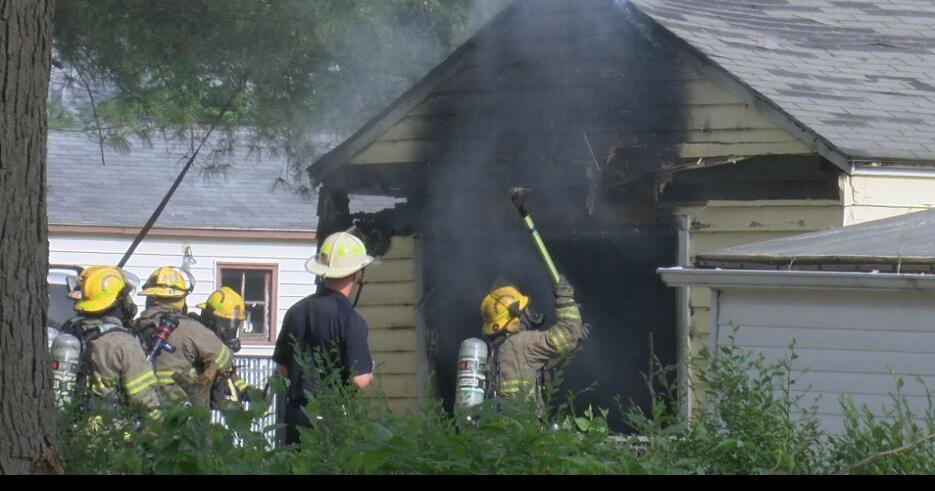 Waterloo firefighters respond to two fires Sunday afternoon | Waterloo ...