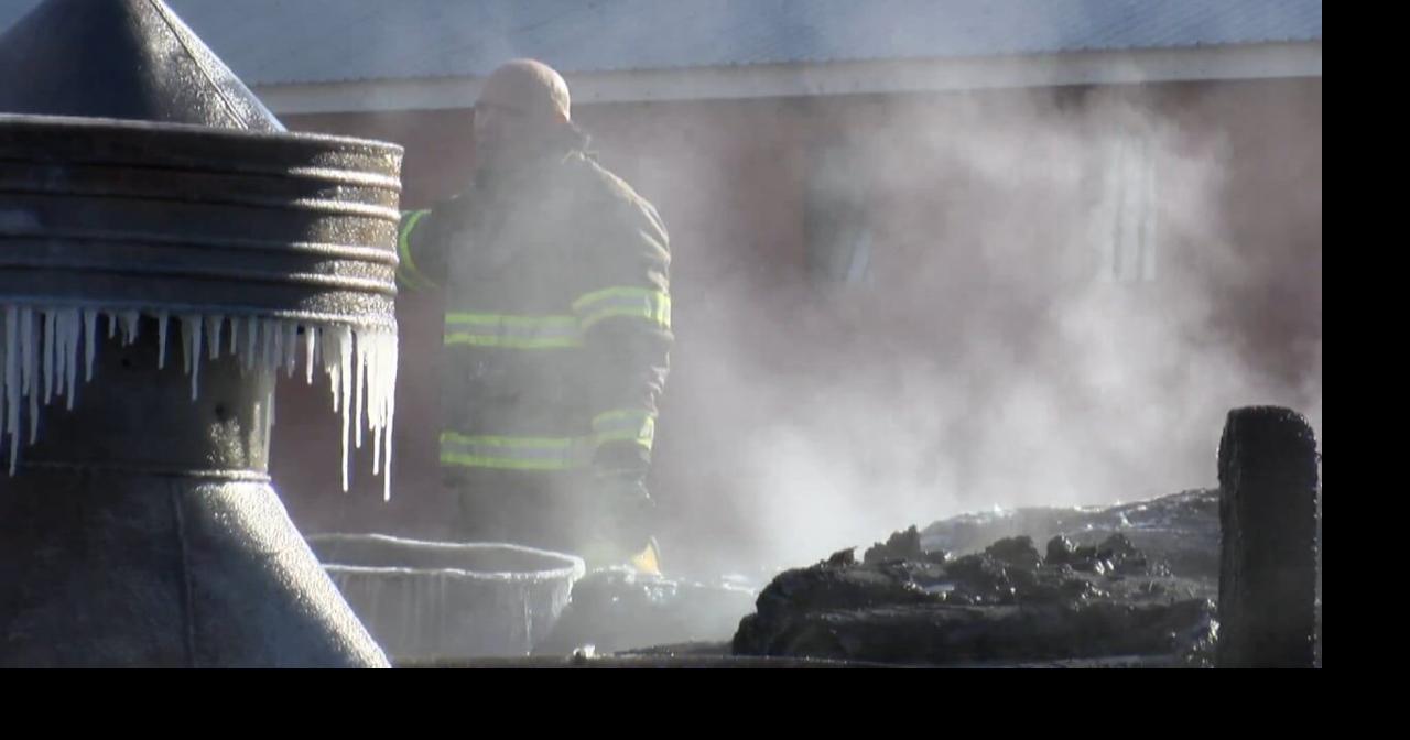 UPDATE: Blaze at National Cattle Congress in Waterloo destroys Barn ...