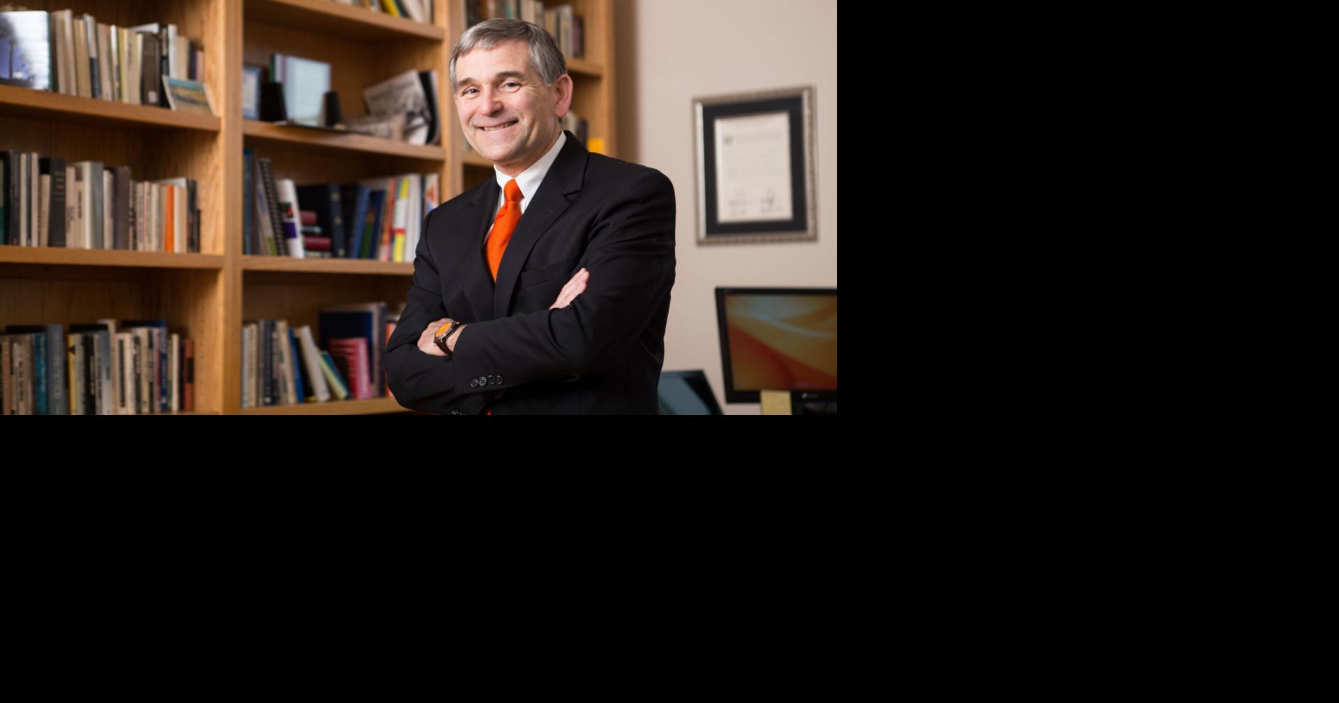 Wartburg College President Darrel Colson announces plans to retire ...