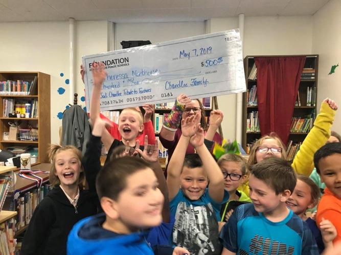 Dubuque school teachers awarded grants for extra classroom supplies ...