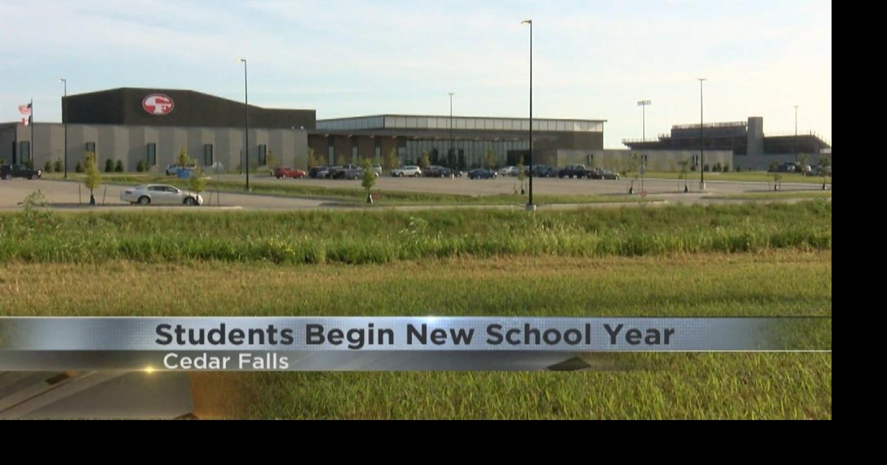 Students returning to school to the new Cedar Falls High School ...