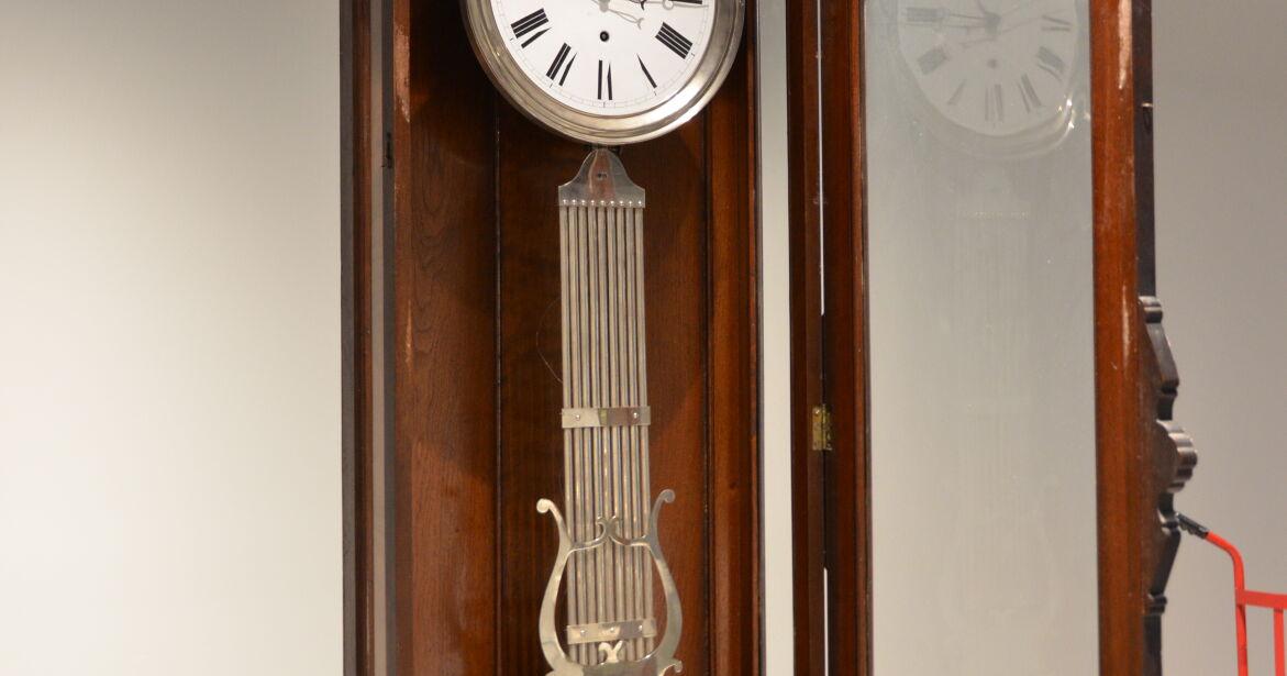 160-year-old clock donated to Grout Museum in Waterloo | Waterloo ...