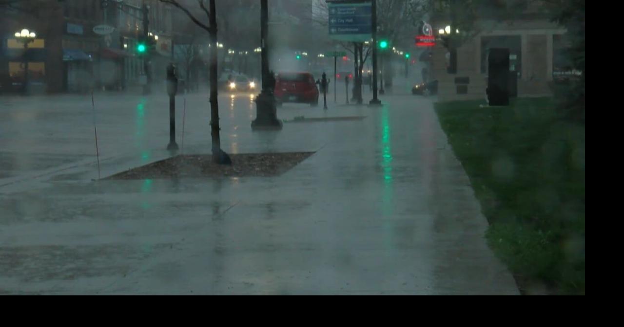 Cedar Valley hit with extensive rain | Video | kwwl.com
