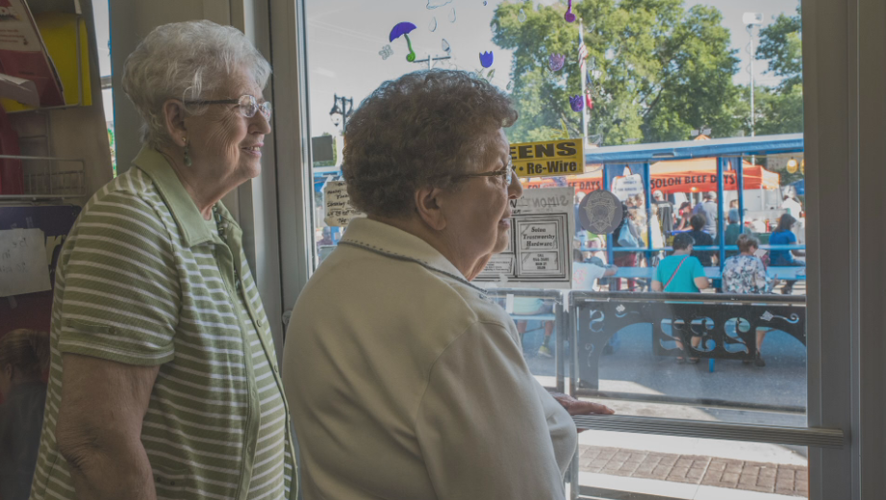 New film honors Solon Hardware’s community impact | Iowa City | kwwl.com