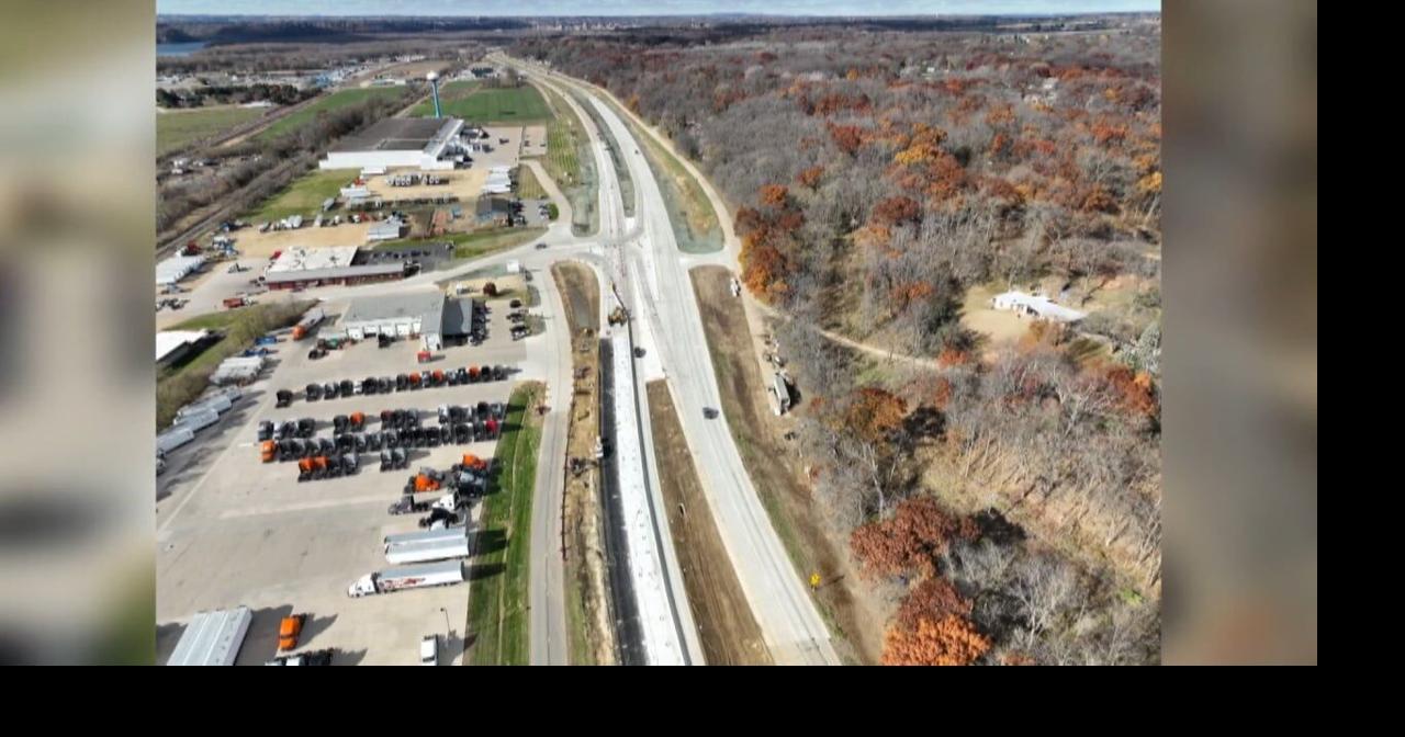 Highway 20 upgrades complete: New lanes improve East Dubuque traffic ...