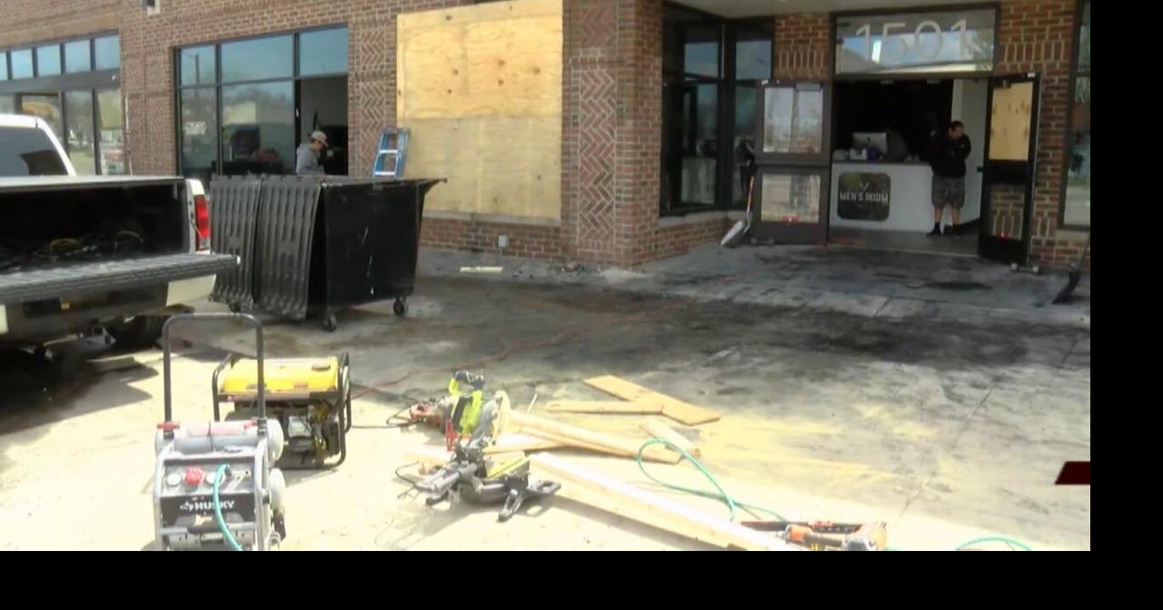 Barber shop damaged by fire in Cedar Rapids | Video | kwwl.com