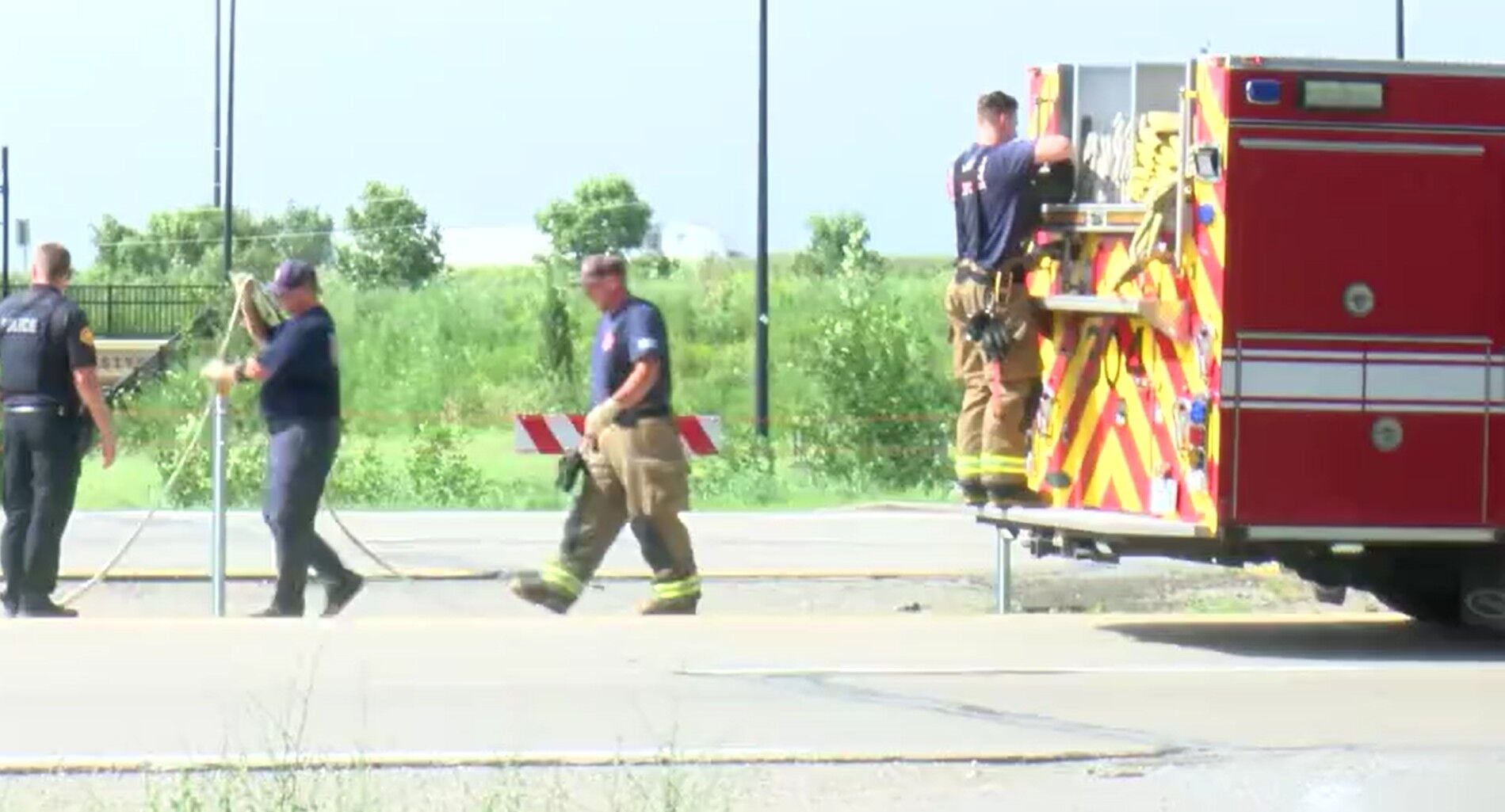Deadly motorcycle crash closes Hwy 63 in Waterloo | News | kwwl.com