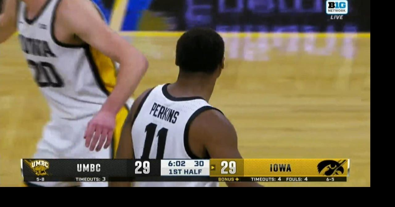 Iowa cruises past UMBC, 103-81 | Sports | kwwl.com