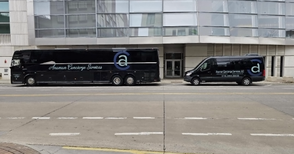 Shuttle service connects Dubuque to Cedar Rapids amid air cut | News ...