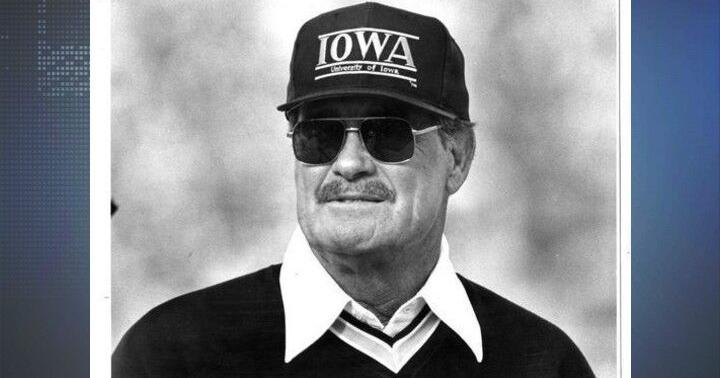 Remembering legendary Iowa coach Hayden Fry one year after death | Iowa ...