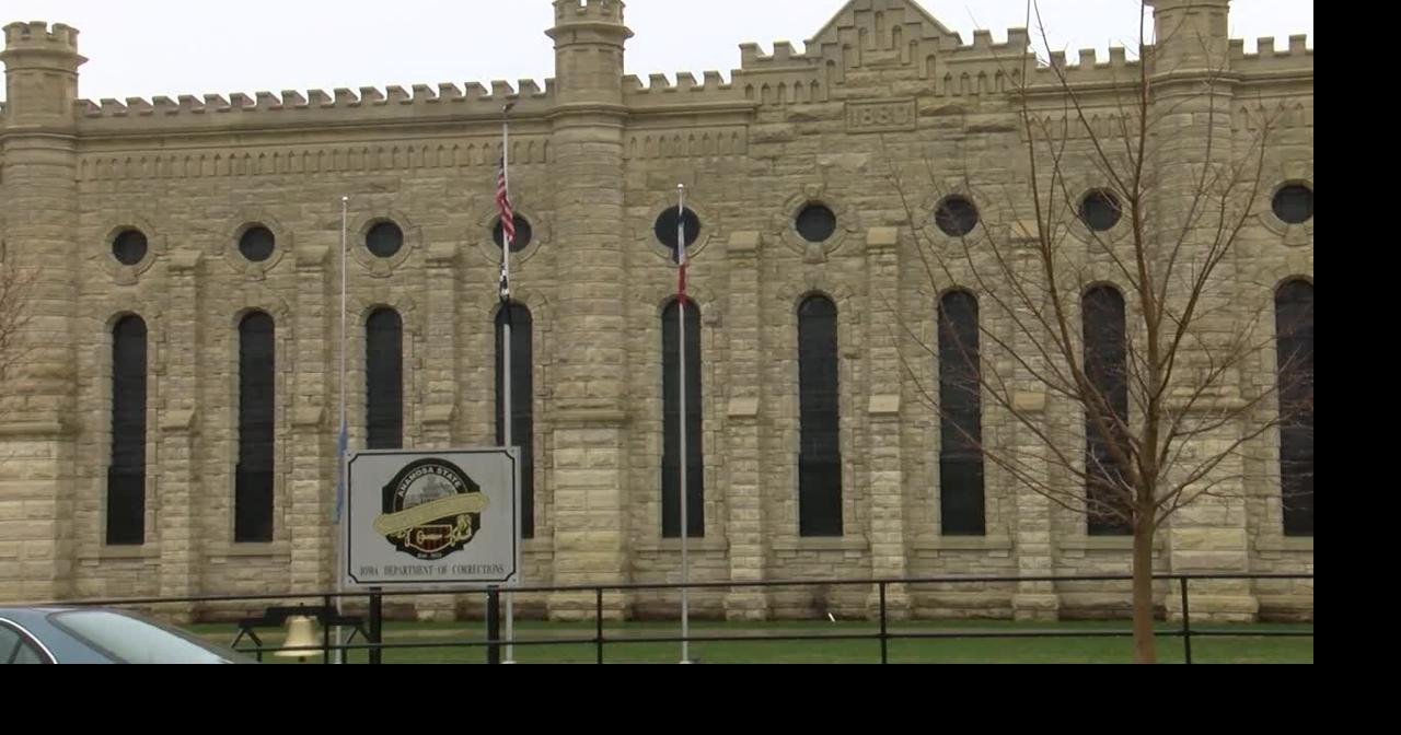 Fort Dodge Correctional Facility And Anamosa State Penitentiary Wardens