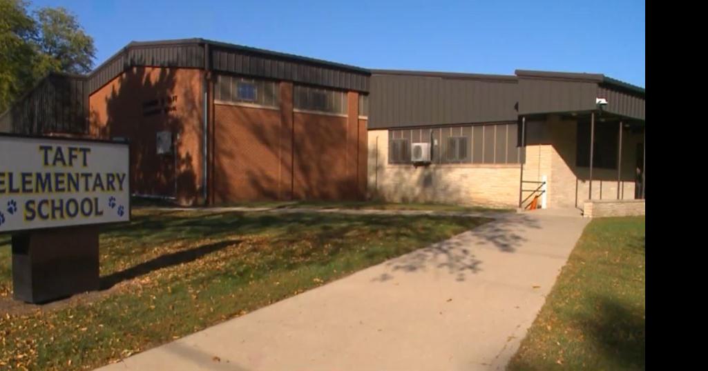 Humboldt elementary school replaces Halloween-themed parties with fall-themed parties to include ...