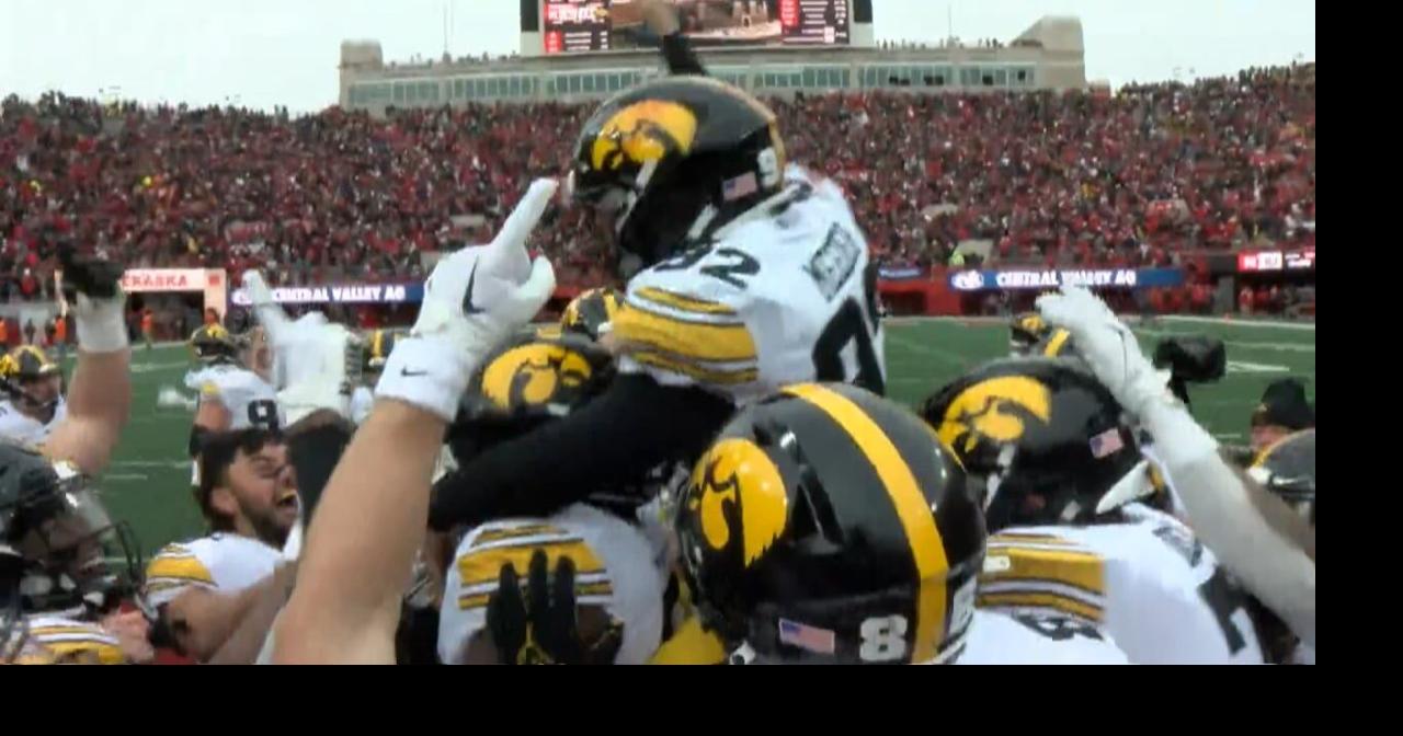 Iowa Hawkeyes defeat Nebraska Cornhuskers 13-10 | Sports | kwwl.com