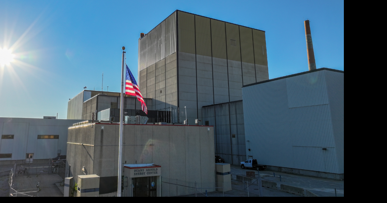 Linn County hosts meeting on Duane Arnold nuclear plant proposal | News | kwwl.com