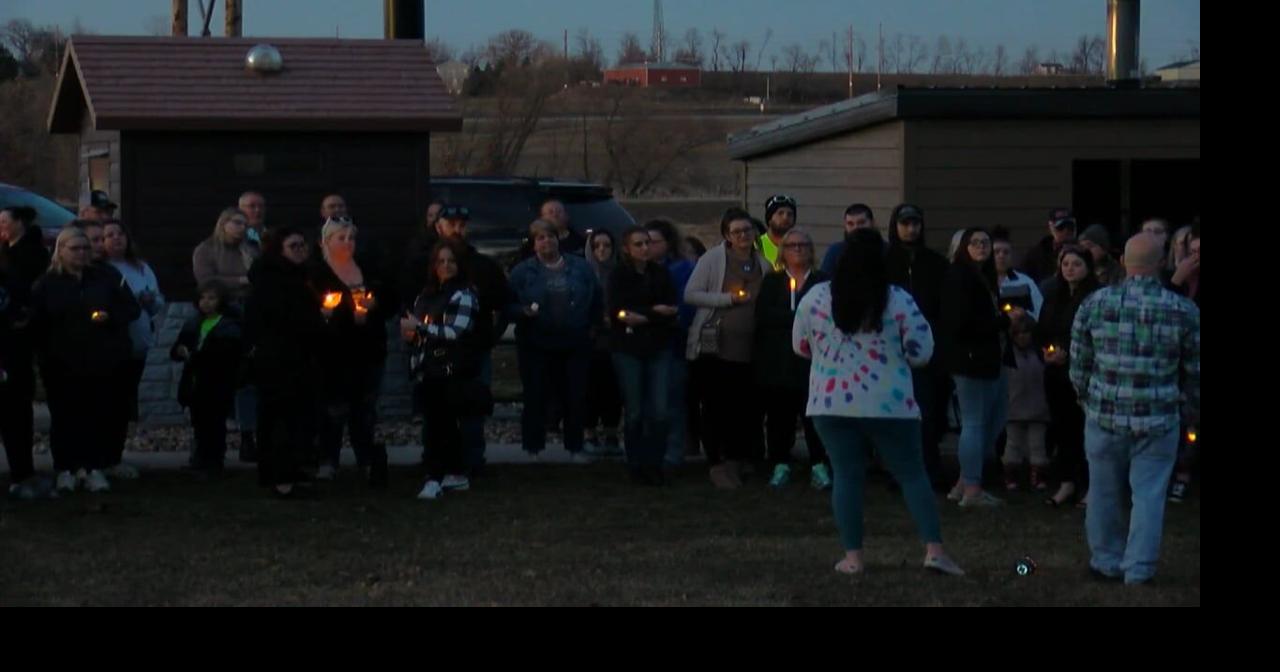 Vigil held Thursday night in memory of Melody Hoffman | Iowa Strong ...