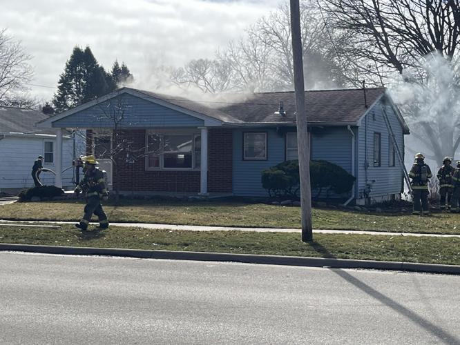 Firefighters respond to house fire in Waterloo | Waterloo | kwwl.com