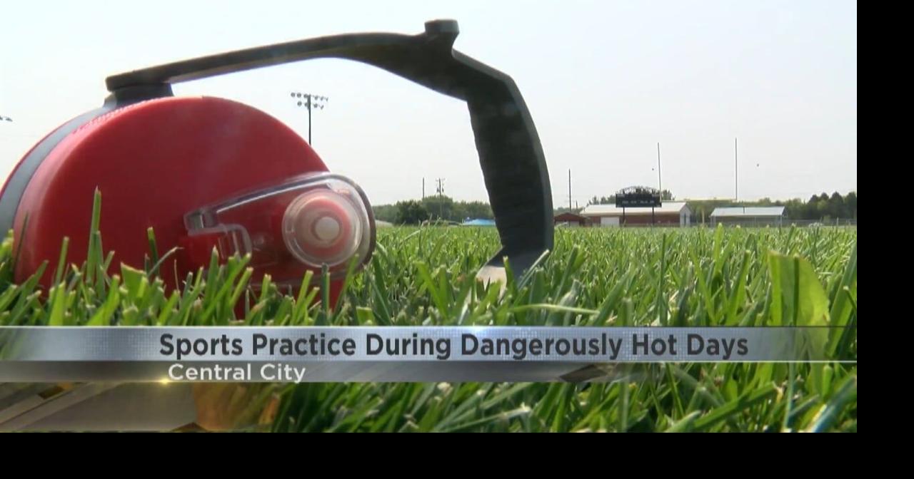 High school football teams adapting schedules around extreme heat wave ...
