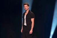 Matt Rife stirs backlash with domestic abuse joke, responds with link ...