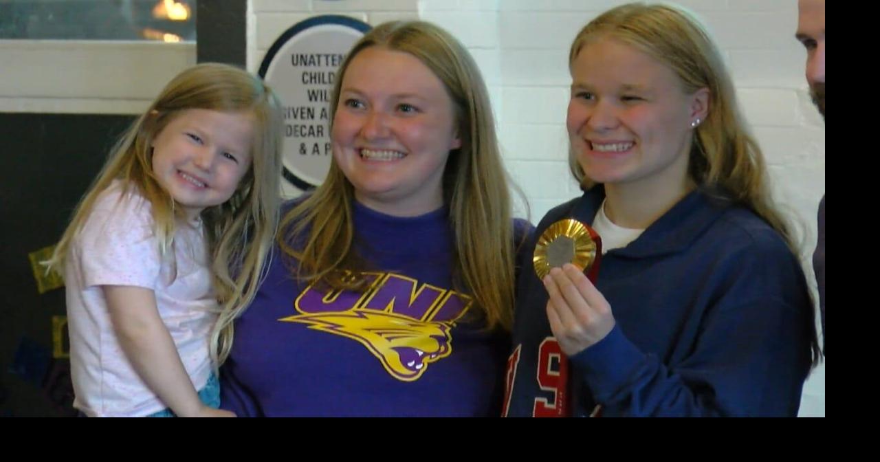 Paralympic Gold Medalist Olivia Chambers celebrated by local community ...