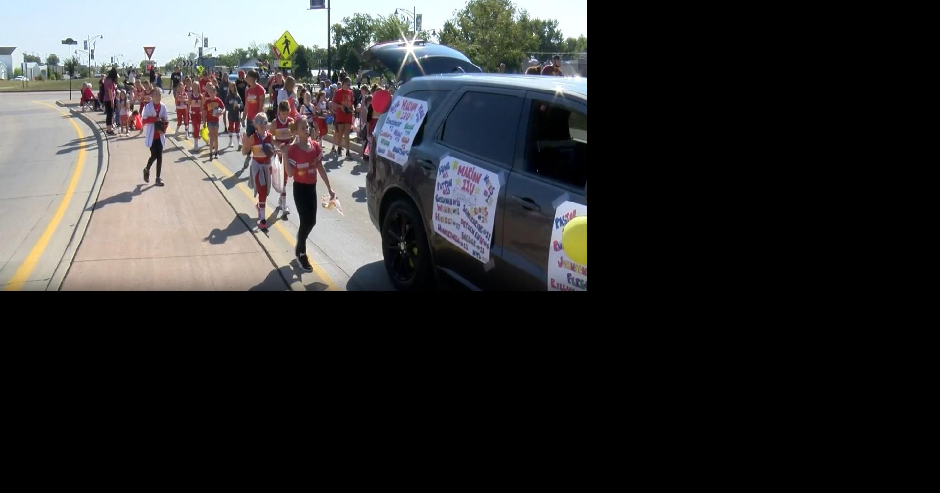 Uptown Marion welcomes back parade for first time since 2019 | Top ...