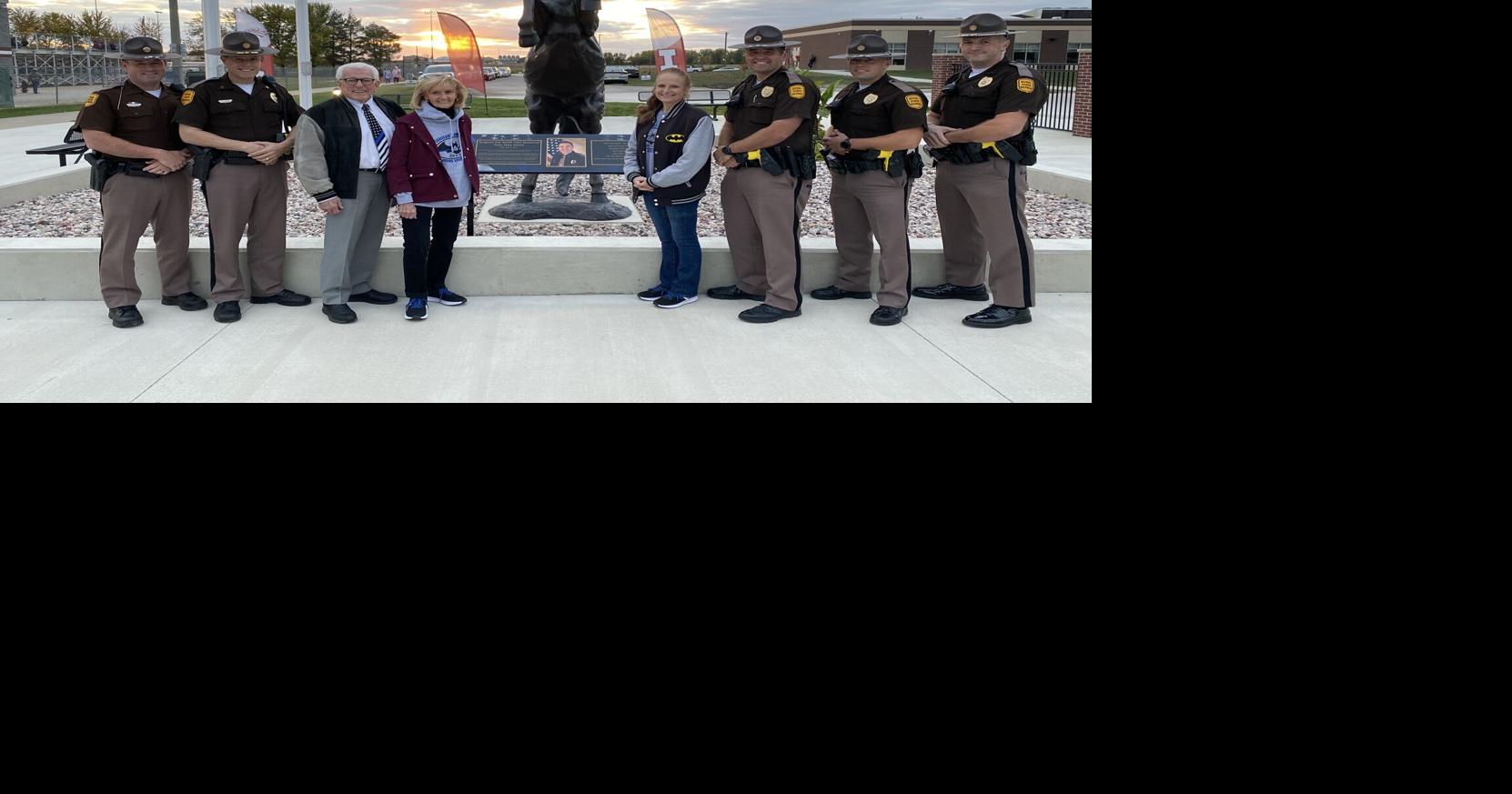 Sgt. Smith Mustang Statue | | kwwl.com