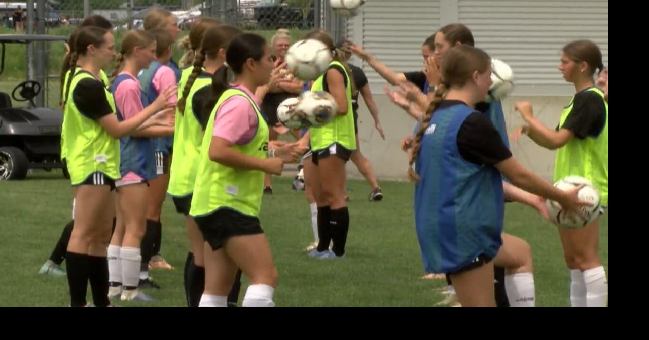 Perennial power Waverly-Shell Rock chases first girls' soccer title in ...