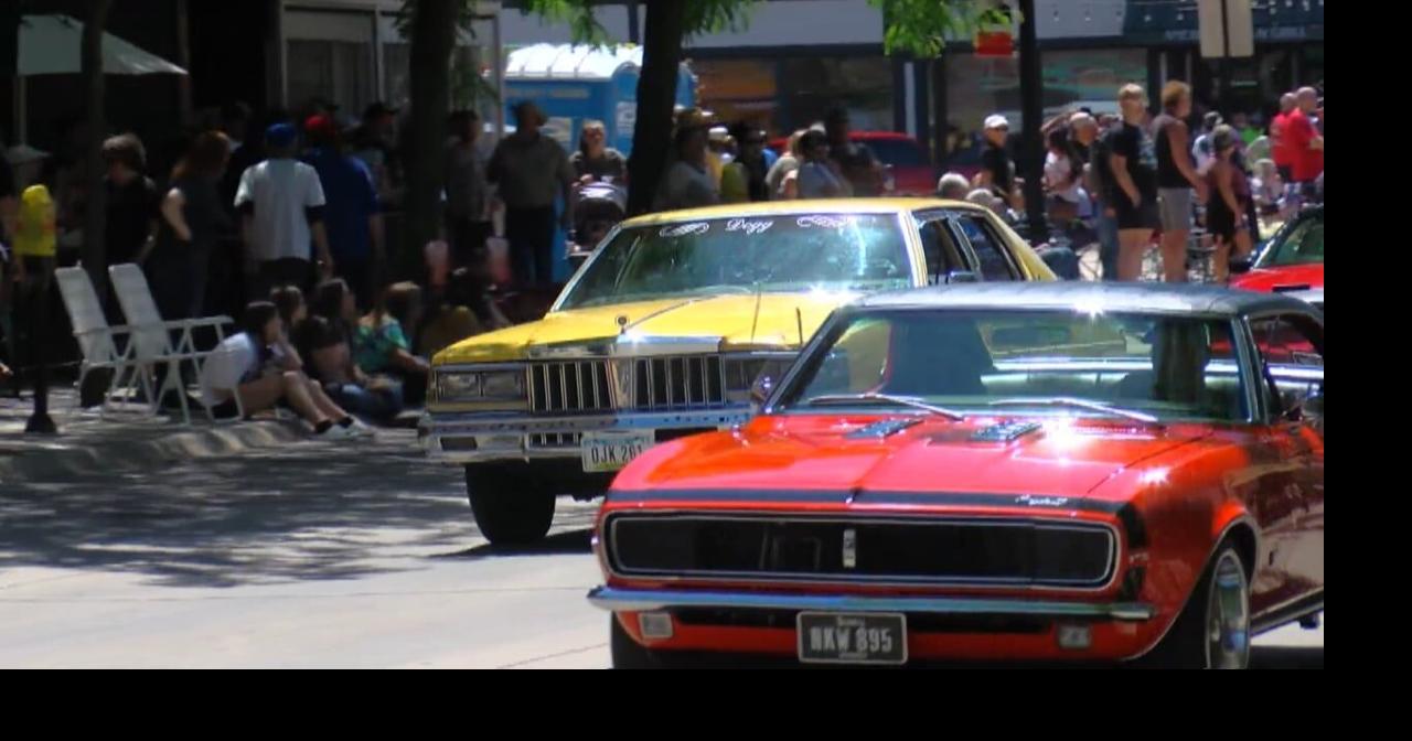 Waterloo celebrates 42nd Annual 4th Street Cruise | Waterloo | kwwl.com