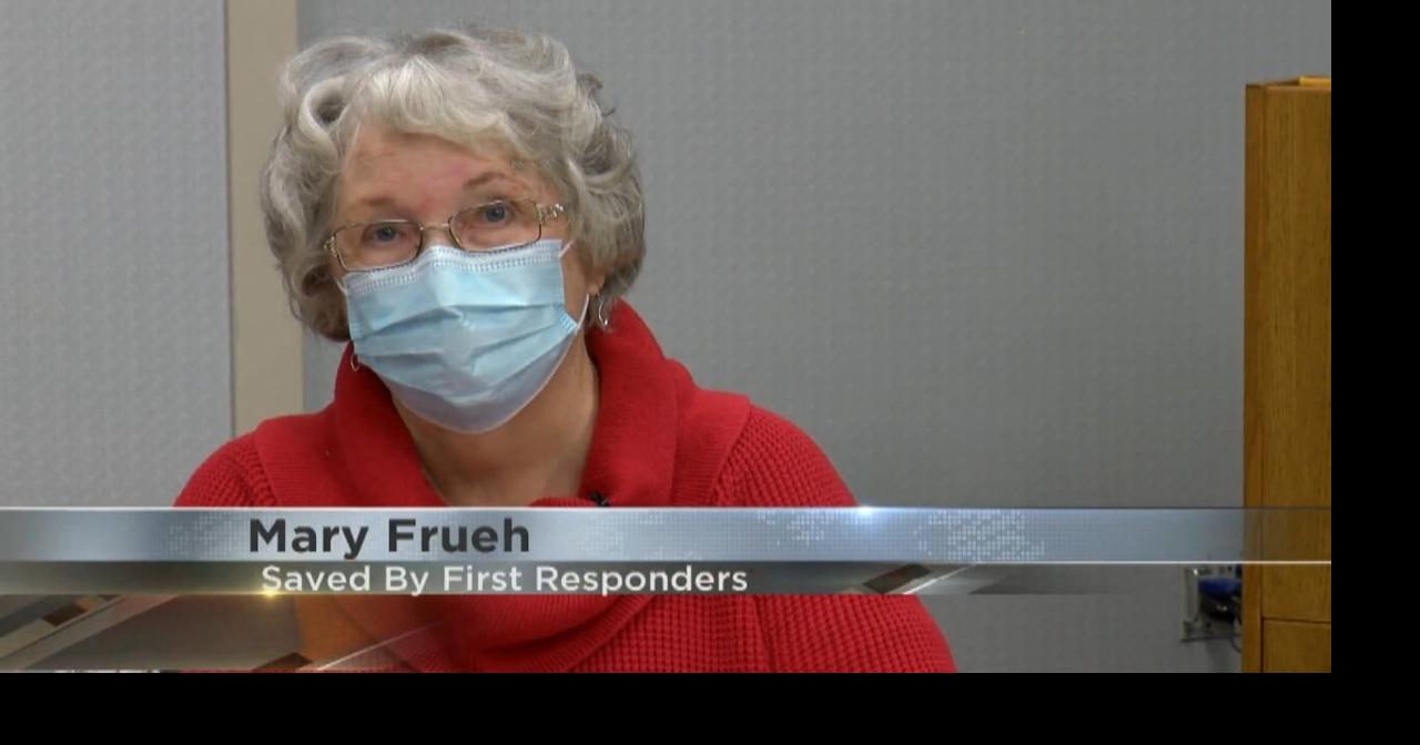 Fareway employees in Dubuque save a woman's life | Iowa Strong | kwwl.com