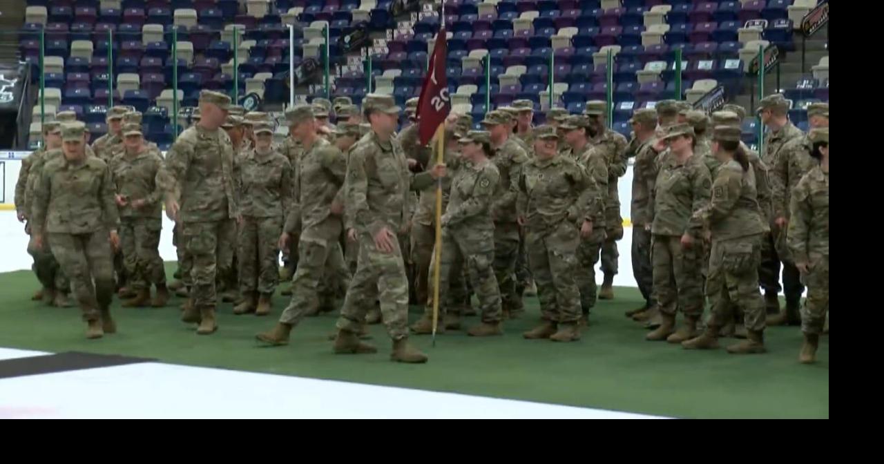 Returning Army National Guard soldiers welcomed home in Cedar Rapids ...