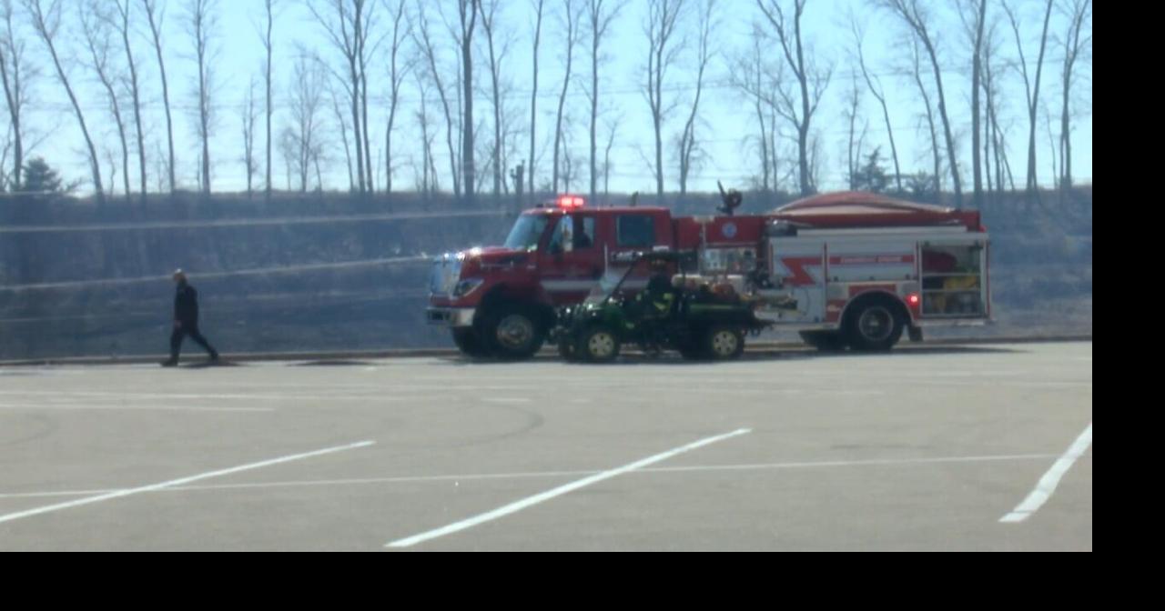 Dubuque, Asbury Fire Departments battle field fire on Monday | Dubuque ...
